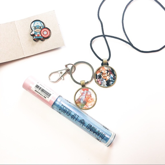 Marvel | Jewelry | Captain America First Avenger Stash Kit | Poshmark